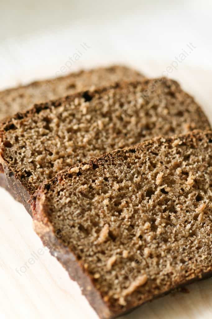 Ruginė duona su medumi - receptas